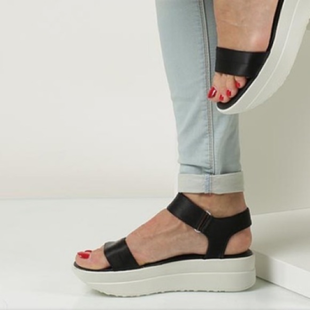 Vagabond Daria Platform Black Satin Platform Sandals - Gem